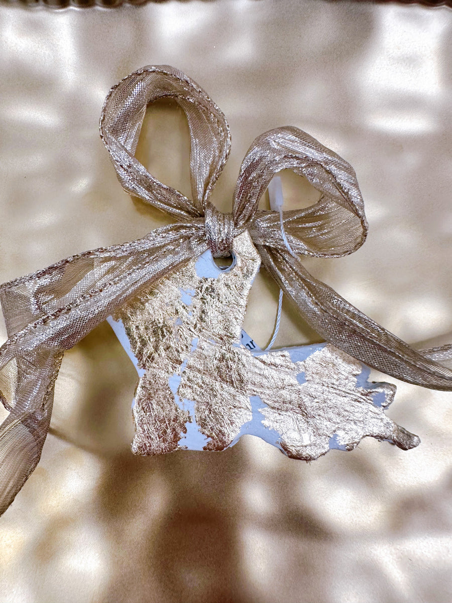 Louisiana Gold Leaf Ornament – Outside and In