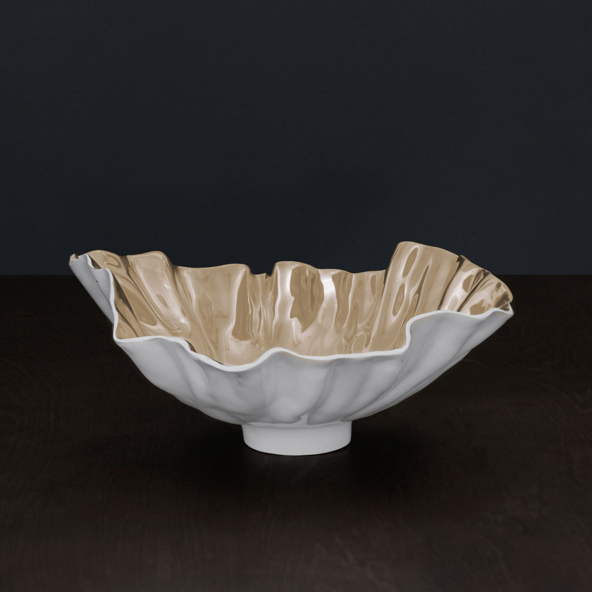 Thanni Bloom Medium Bowl (White and Gold) – Outside and In